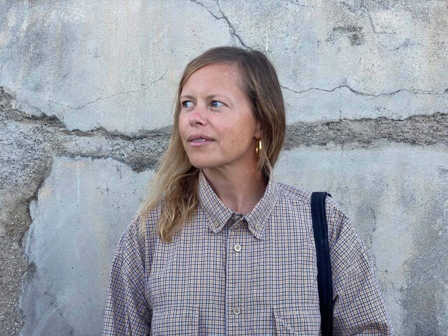 Beatrice Gibson - Deux Soeurs (Qui Ne Sont Pas Soeurs) [Two Sisters Who ...